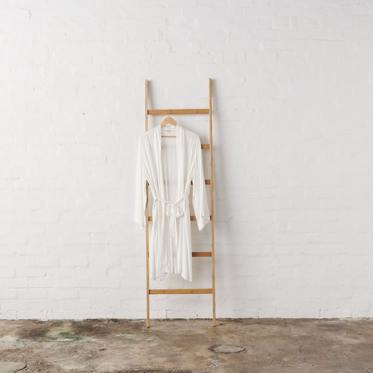 Bamboo Robe in White | Beautiful Loungewear – Jade and May
